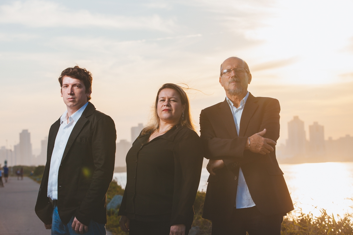 Franquia de mobile marketing é opção para casal brasileiro após ...